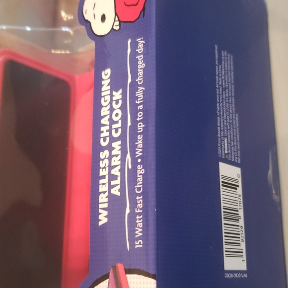 Peanuts | Other | Peanuts Records Snoopy Wireless Charging Alarm Clock ...